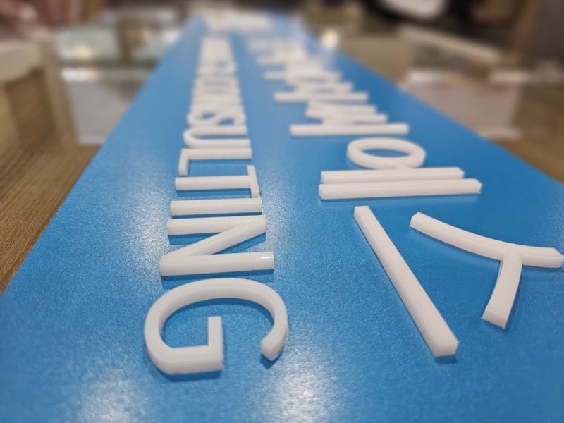 DIMENSIONAL LETTER SIGNAGE - veriide.com