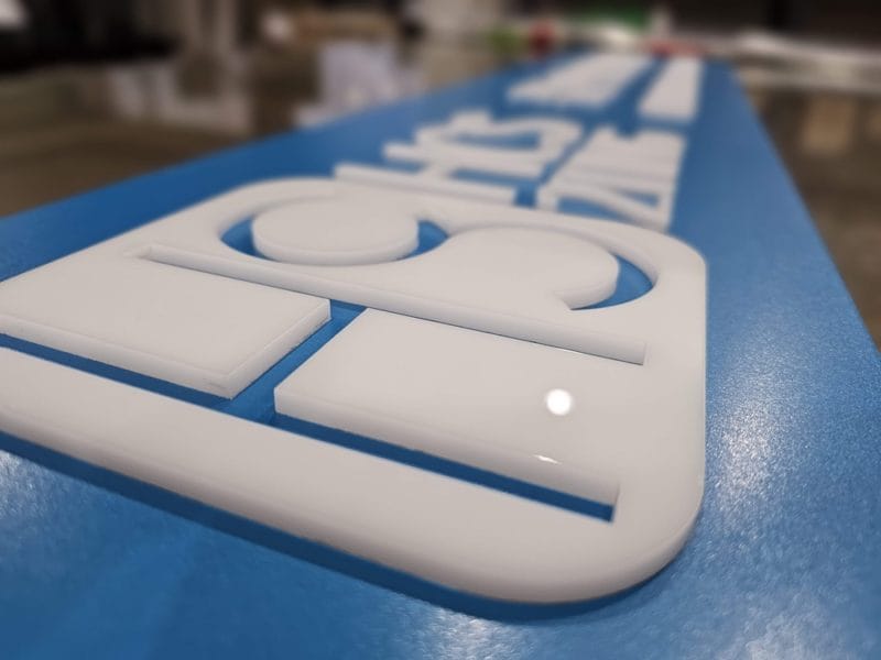 DIMENSIONAL LETTER SIGNAGE - veriide.com